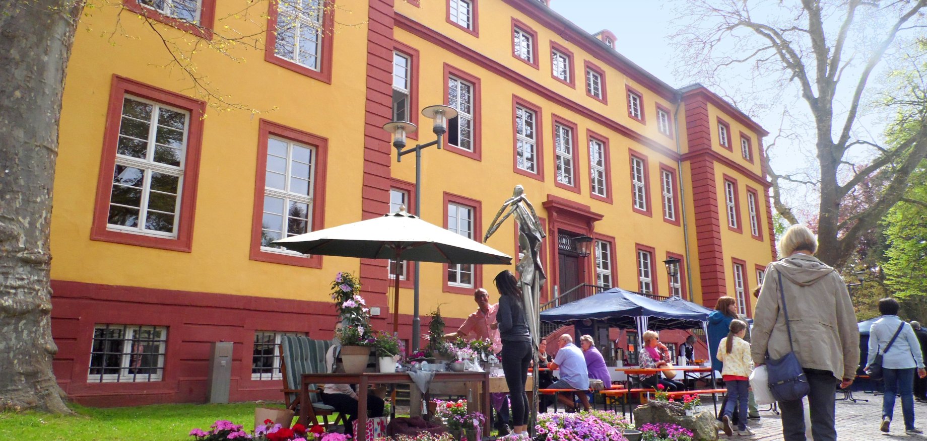 Schlitzer Burgenfrühling lockt am Muttertag in den Schlosspark | SV Schlitz